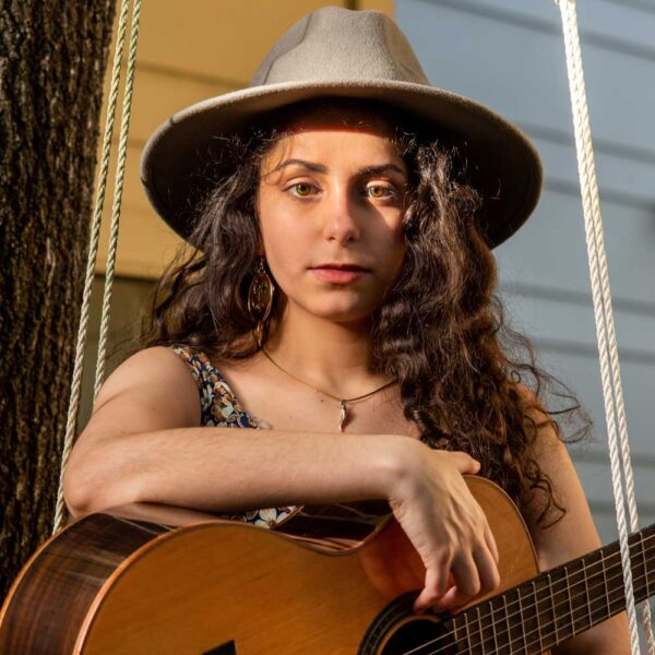 Amanda Pascali – Music to Life