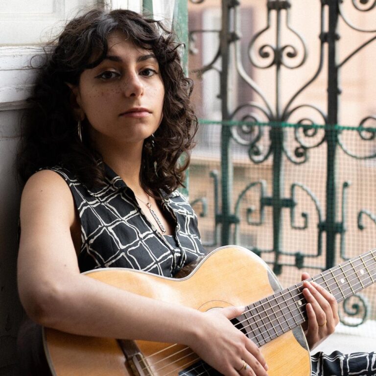 Amanda Pascali - Music to Life