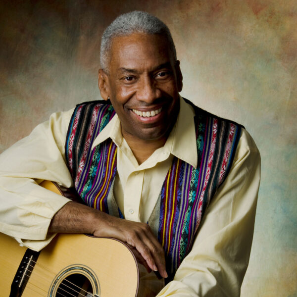 Reggie Harris - Music to Life