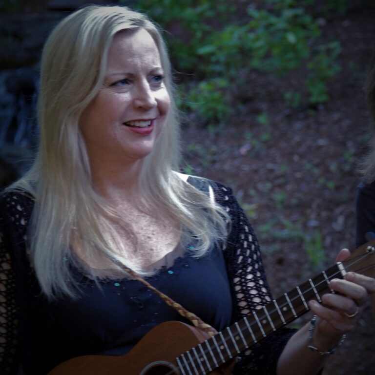 Kristen Grainger - Music to Life